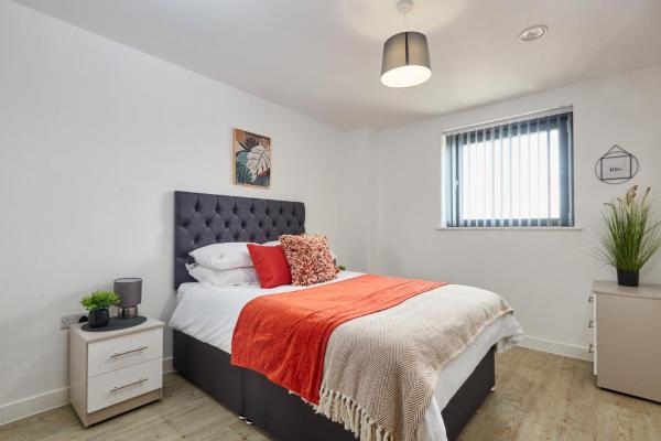 The Salford Quay, Warm & Beautiful Apartment With Hyper Fast Wifi & Great Views! - Bolton