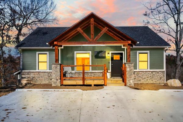 Green's Mountain Getaway - Branson, MO