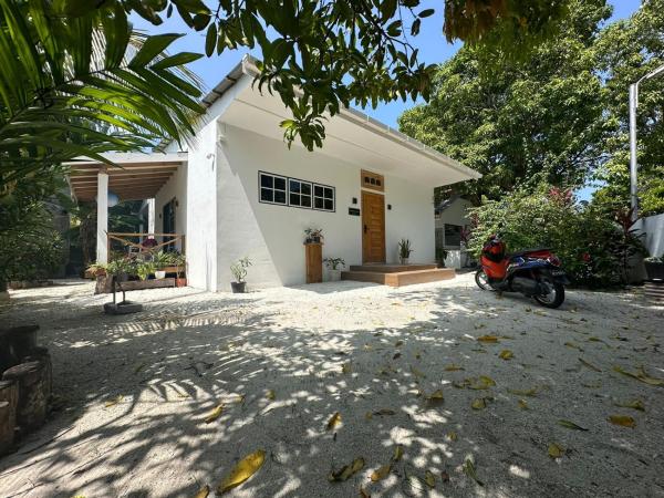 Nasreenuvilla - Maldives