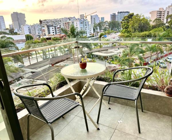Apartamento Con Linda Terraza - Lima