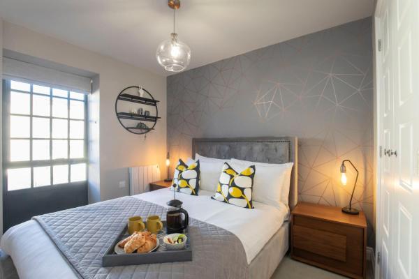 Elliot Oliver - Modern 2 Bedroom Town Centre Apartment - Angleterre
