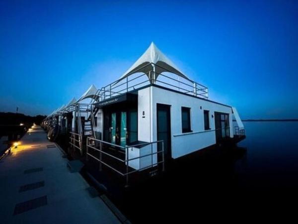 Hausboot Kontiki - Lp8 - Lübbenau/Spreewald