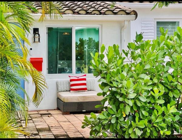 Private Fort Lauderdale Cottage - Sunrise, FL