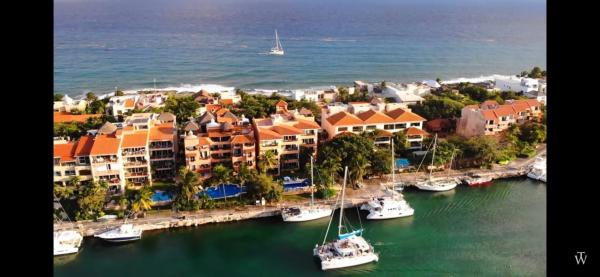 Sunset & Boat Watching Balcony - Puerto Aventuras