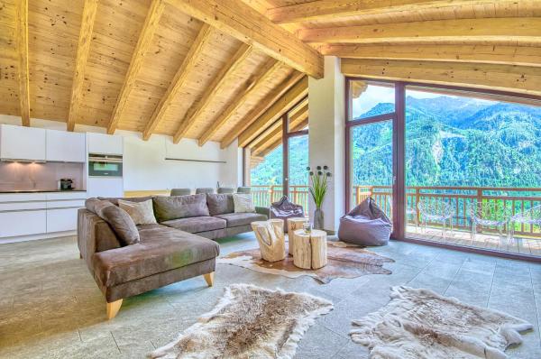 Ski-in Ski-out Chalet Maiskogel "Bergli" - By Alpen Apartments - Kaprun
