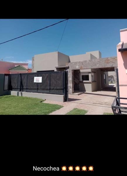 Alquilo Casa En Necochea - Necochea