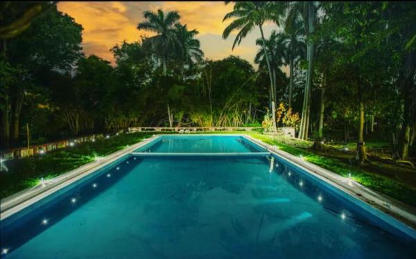 Hotel Nudista - Luz De Luna Nude - 