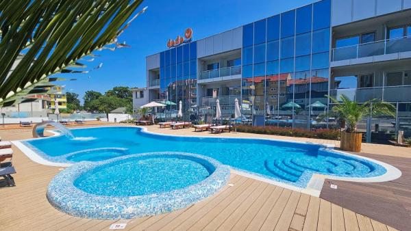 Dodo Beach Hotel - Kiten