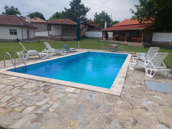 Къщи за гости Мечта - Razgrad