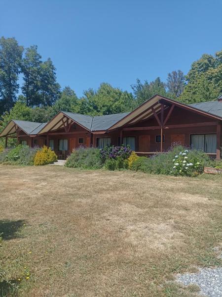 Del Bosque Pucón - Hostal Con Tinajas & Piscina - Pucon