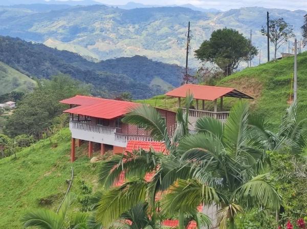 Cabaña Los Colibríes - Antioquia