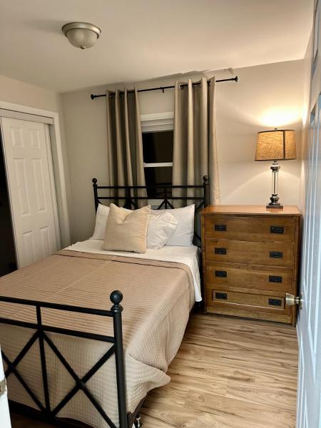 Charming And Convenient 2br 1ba Apt - Fully Furnished And Equipped - Fast Internet - Chicago O'Hare Airport (ORD)