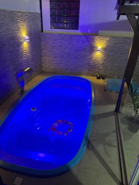 Sobrado Com Piscina No Santinho - Florianópolis