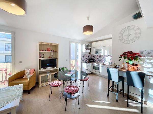 Cannes Close Centre 2 Br 2 Bath Mezzanine & Balconies Exceptional Rating Ideal Families Easy Parking By Olam Properties - Mougins