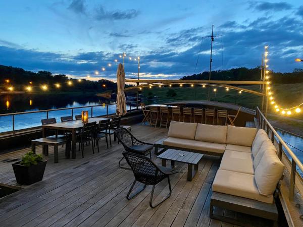 Tabor 67 Luxury Houseboat - Seneffe