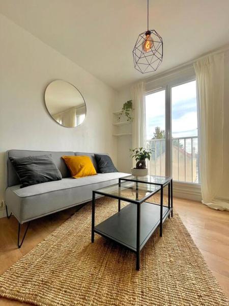 Superbe Studio Avec Parking Gratuit Sur Place - Antony