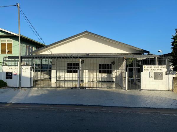 Kappas Place Hendrika J Veldkampstraat 55 - Paramaribo