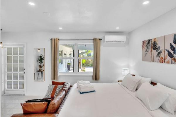 Delightful Apartment Downtown - Miramar, FL