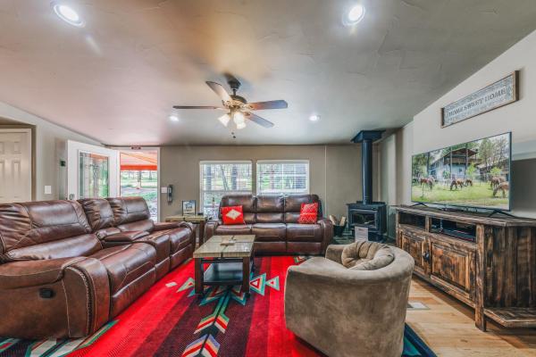 Horseshoe Canyon: 3/2 With Awesome Outdoor Space! - Ruidoso, NM