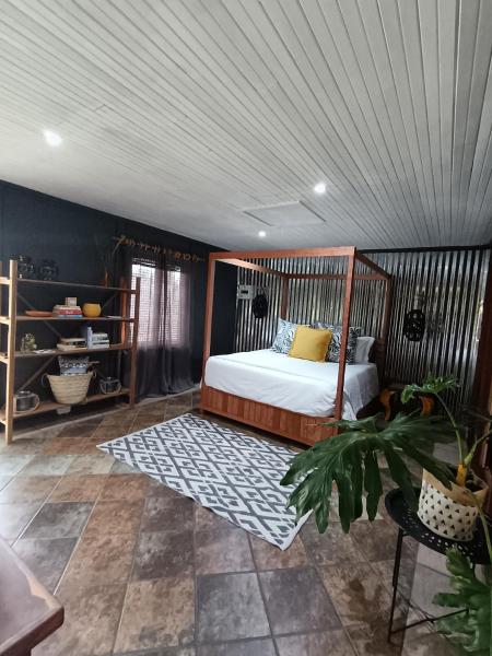 Fire Fly Cabin - South Africa