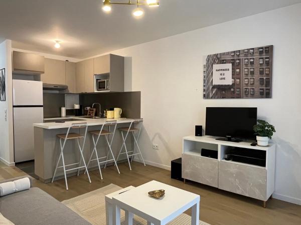 Goodguest-cosy Apartment New Bulding Clichy-4 Pax - Clichy
