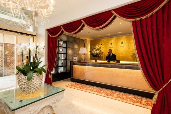 Hotel A La Commedia - Venice