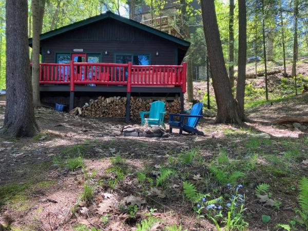 Baker Cabin At Colden Lodge - State of New York