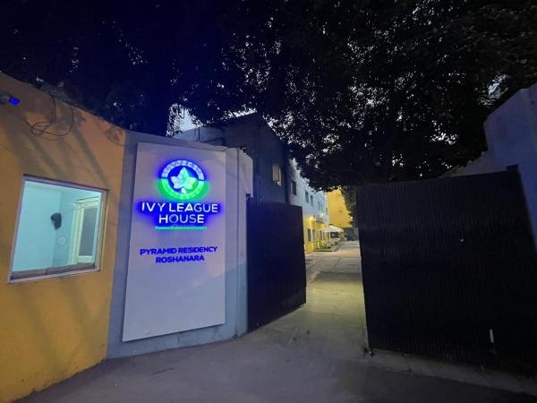 Ivy League House, Pyramid Residency - New Delhi