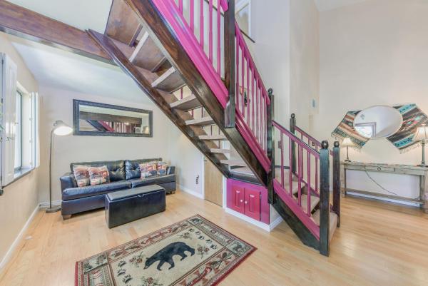 Sequioa Cottage: Feel The Love, Inside And Out! - Ruidoso, NM