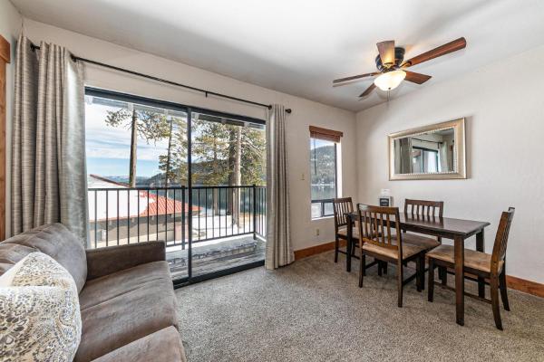 Beautiful Studio W/ Lake View #243 At Donner Lake Village - Truckee, CA