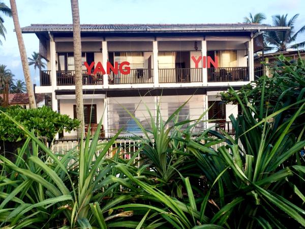 Beach Villa Yin Near Hikkaduwa, With Pool And Cook - Semi-detached House - Hikkaduwa