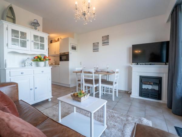 Apartment Marlene With Parking And Shared Pool By Interhome - De Haan