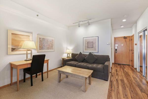 Palisades Tahoe Lodge Rentals Studio #254 - Tahoe City, CA