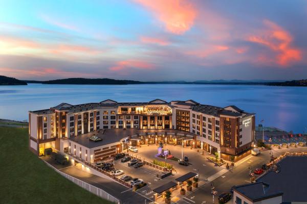 Silver Cloud Hotel Tacoma At Point Ruston Waterfront - Steilacoom, WA