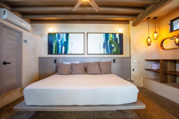 Casa Palmar Penthouse - Completely Renovated, 1 Br Oceanfront Penthouse Suite - Sayulita