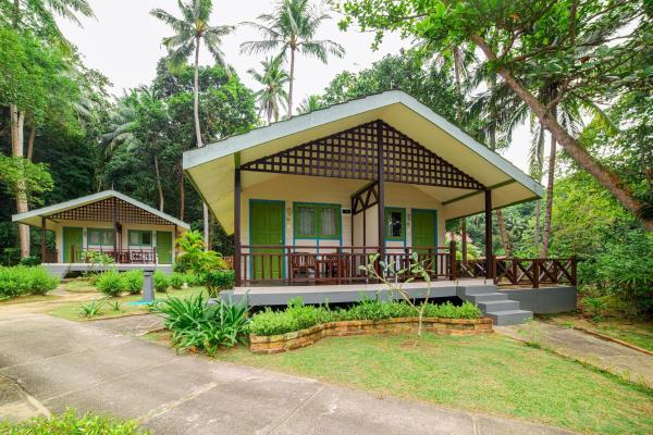 Nirwana Beach Club - Bintan Island