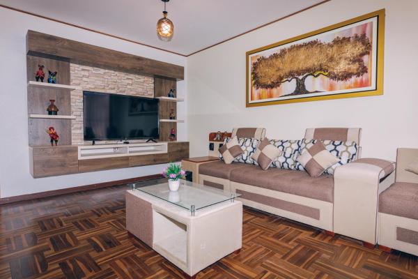 Pakarina House - 