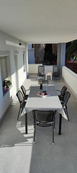 Apartman Emily, 6 Plus 2 Guests, Newly Refurbished - Istrien