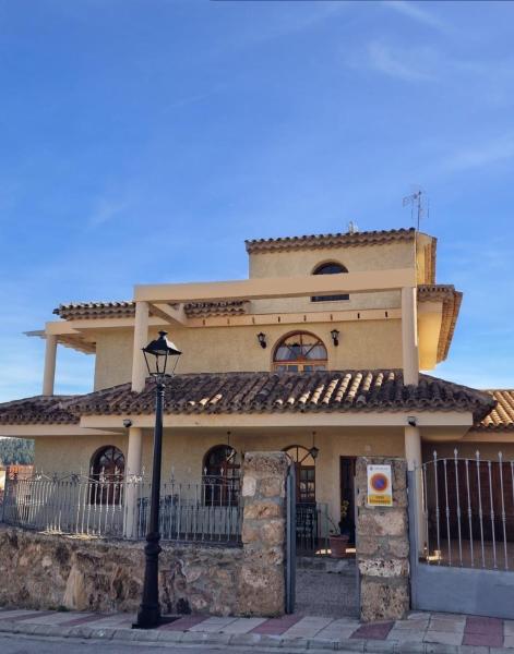 Villa Los Dulces-piscina Privada - Letur