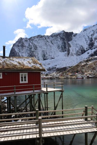 Valen Cabins In Reine