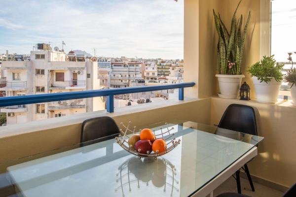 Sky 7 View Apartment - Héraklion