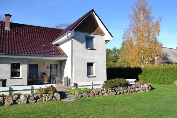 Ferienhaus Mitten In Der Natur, Separater Eingang, Garten - Krakow am See