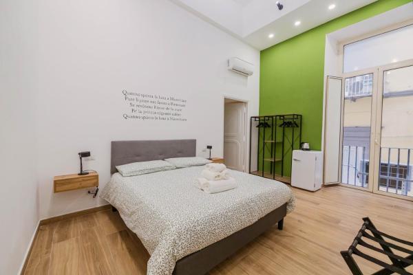 Le Stanze Del Poeta Salvatore Di Giacomo - Naples