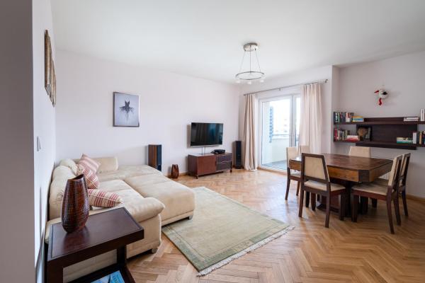 Wyględowska 2-bedroom Apartment By Bookinghost - Varsóvia