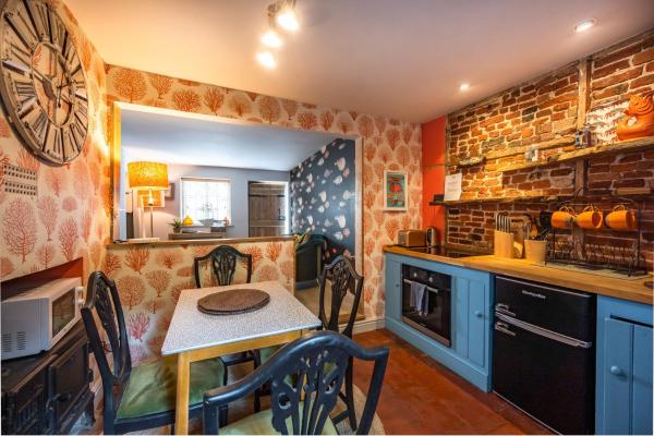 No 33 Cottage 3 - Brancaster