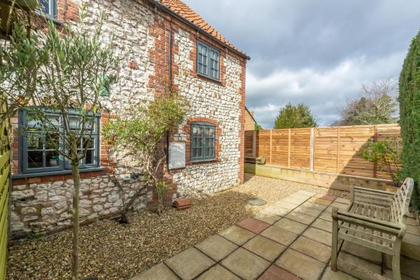 No 33 Cottage 4 - Brancaster