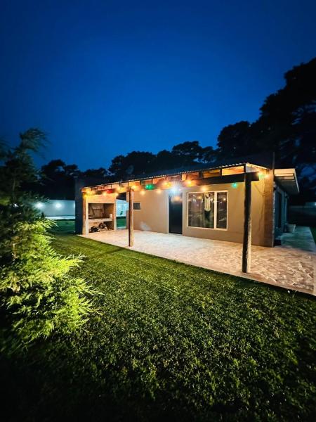 Cabaña En Villa Del Deportista Villa Shalom - Necochea