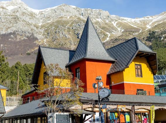La Villetta Food & Drink Rooms For Rent - No Reception - - Gran Sasso d'Italia