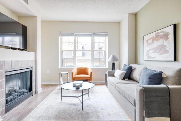 North Bethesda 1br W Wd Pool Gym Nr Metro Wdc-608 - Maryland