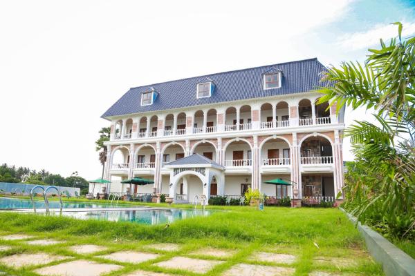The Bheemili House - Visakhapatnam